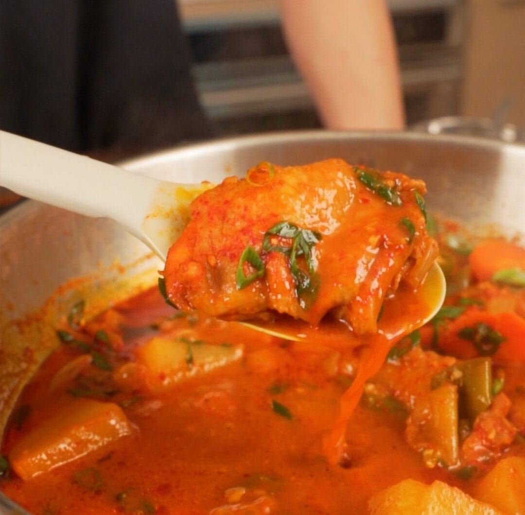 Spicy Korean Chicken Stew (Dakdoritang) - PattyPlates